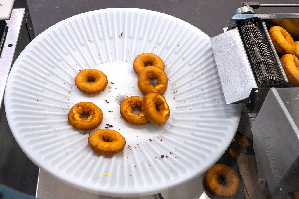 Duck Donuts – The Simple Luxuries